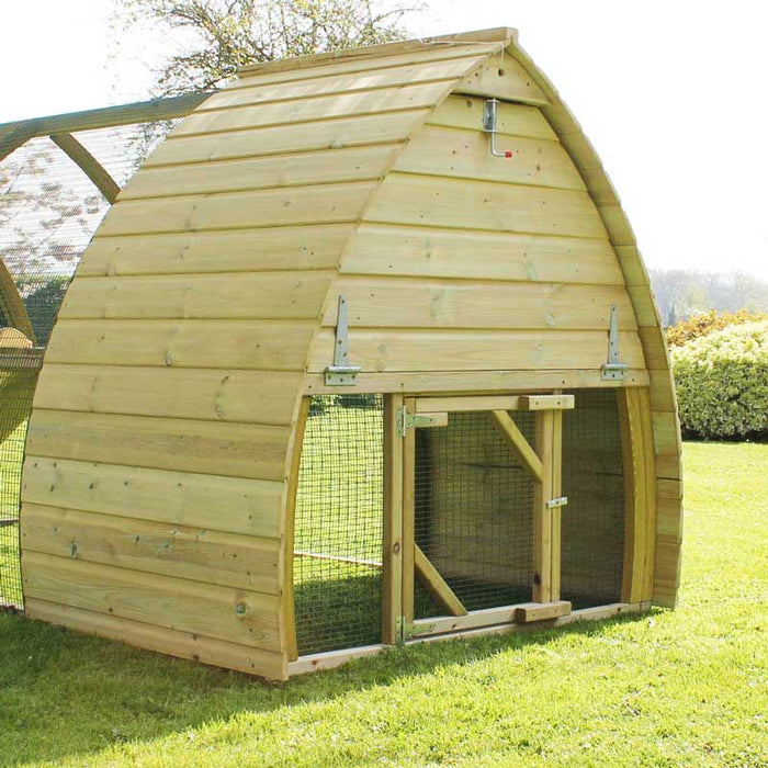 The Salisbury Rabbit House, UK made by Framebow