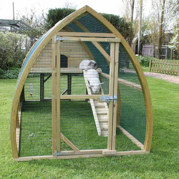 The Salisbury Rabbit House, UK made by Framebow