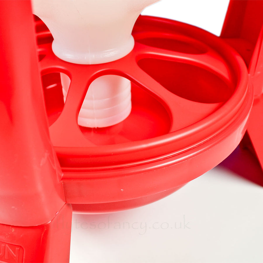 Gaun Large Tripod Chicken Feeders from Flyte so Fancy